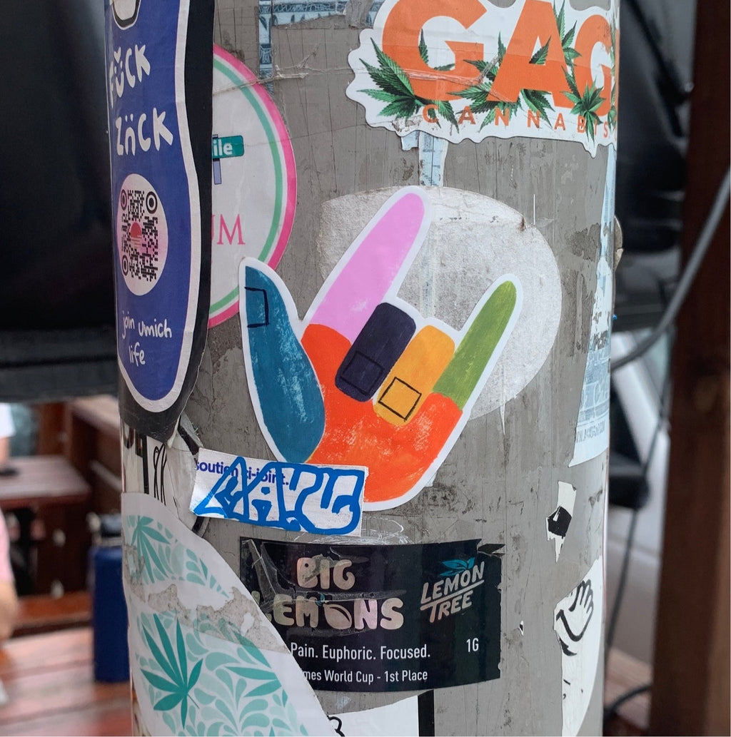 Superlove ILY Sticker – SUPERLOVE